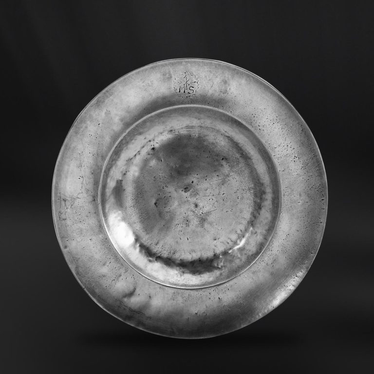 Pewter Plate - Italian Pewter Tableware